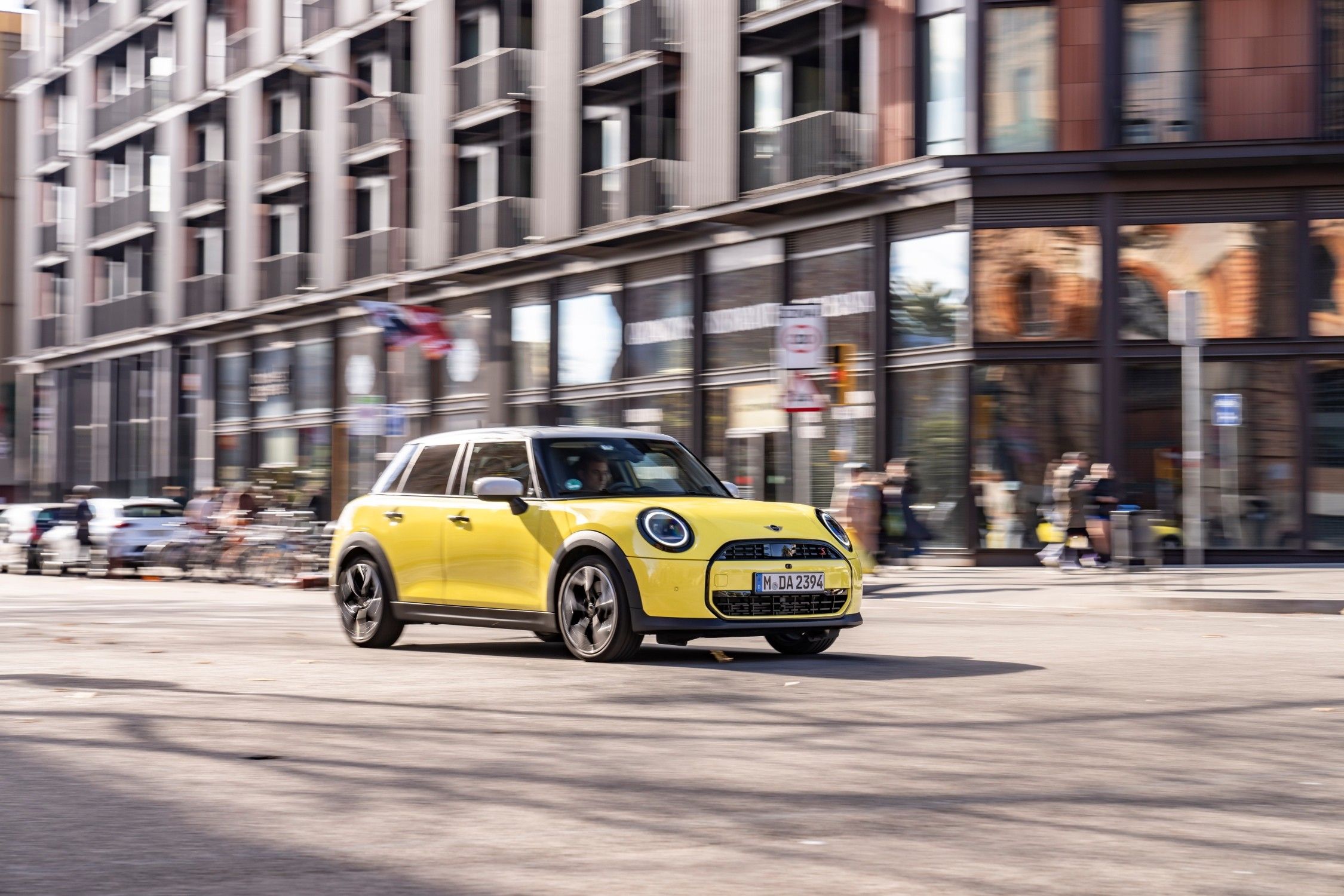 MINI Cooper S 5 Puertas en acabado Clásico – Carnews